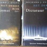 Het derde rijk - 2 delen / fonkelnieuwe uitgave nog in de verpakking ...